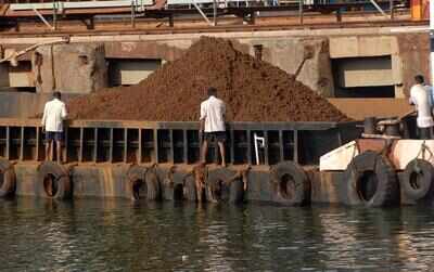 State govt eyes mining exports of 45mn tonne | Goa News - Times of India