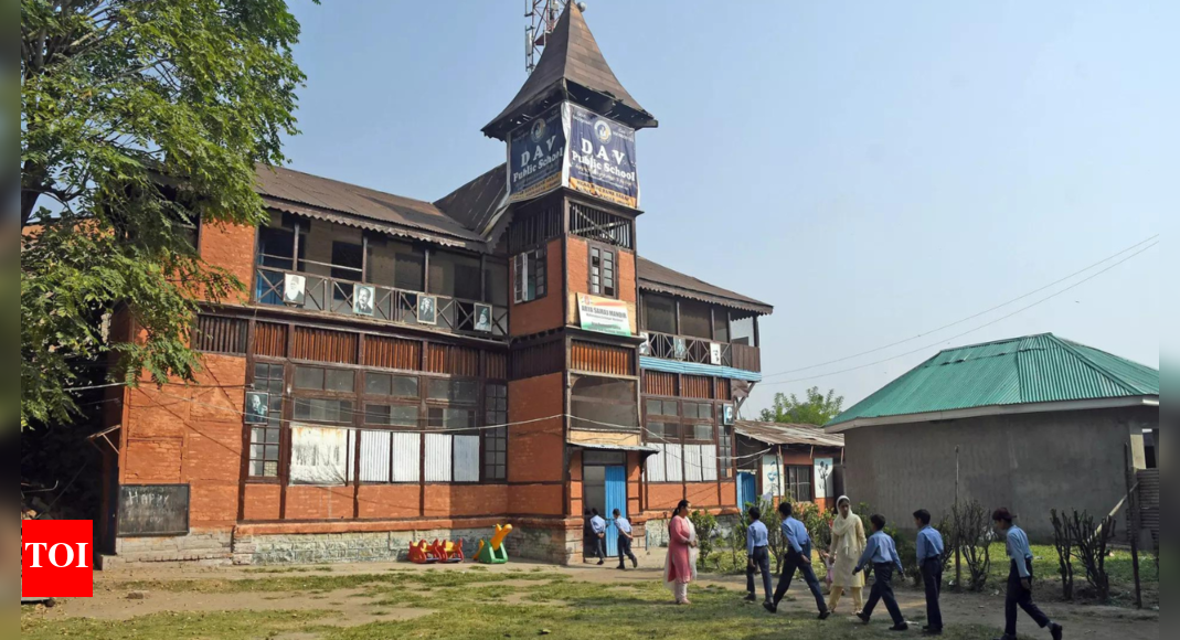 Arya Samaj school reopens after 33 years in Jammu & Kashmir | Srinagar ...