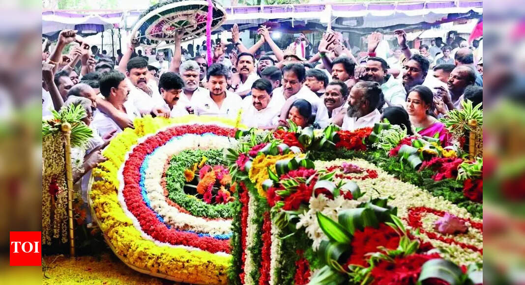 Memorial Hall: Stalin Announces Memorial Hall For Immanuel Sekaran In ...