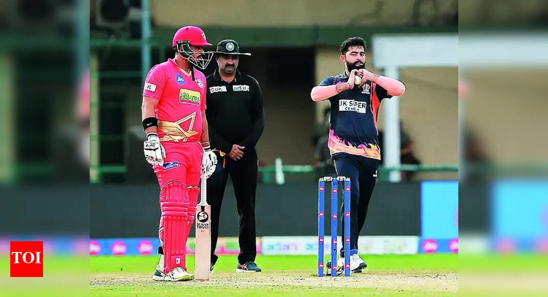 Fifa: Up T-20 League: Kashi Rudras Defeat Kanpur Superstars By 4 Runs ...