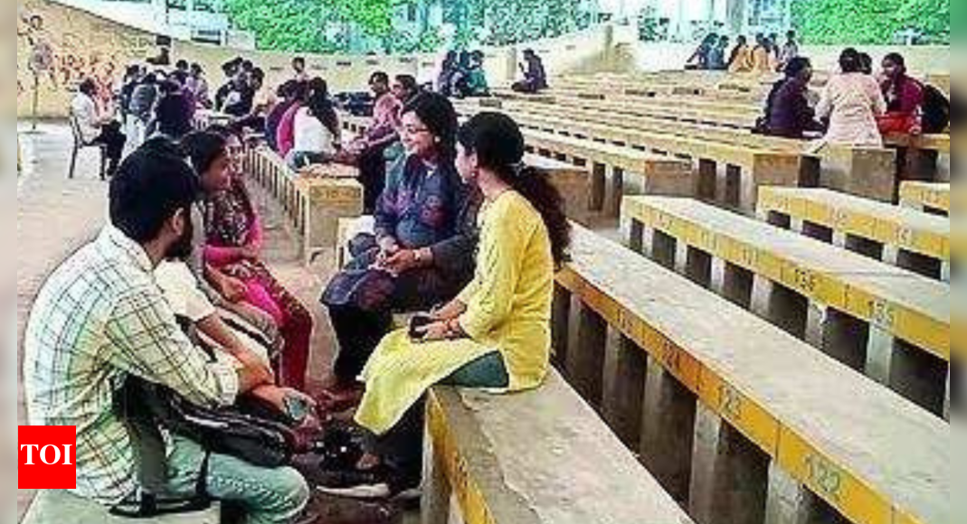 Workshop: More Than 100 Ug Students From 3 Ju Depts Join Anti-ragging ...