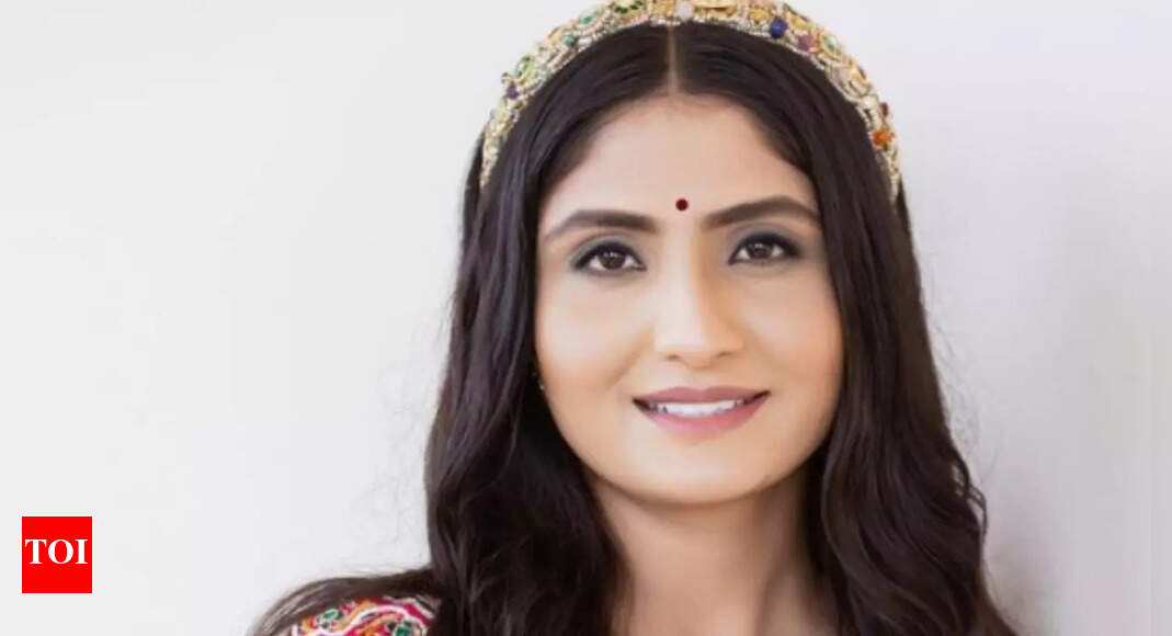 Geeta Rabari is set to make the Mumbai audience groove this Navratri ...