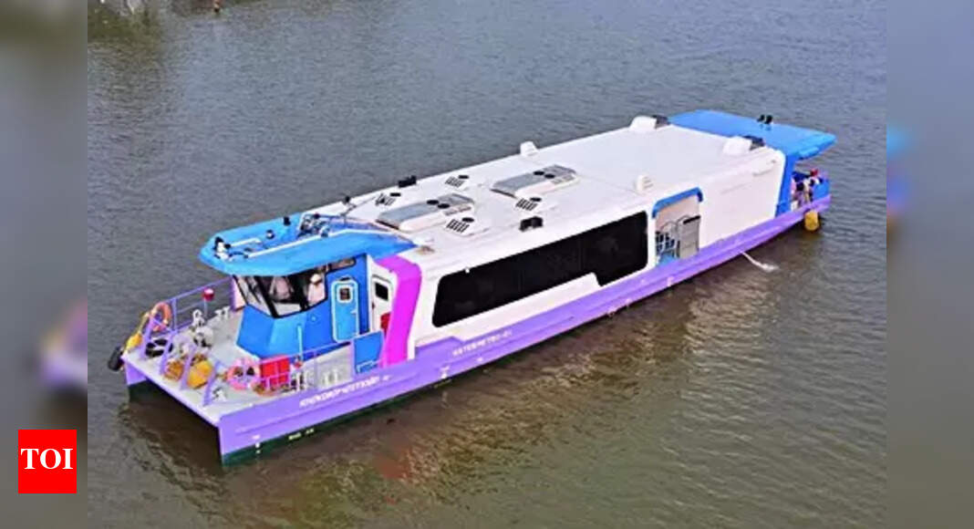 Nutrition: Csl Delivers 10th Boat For Water Metro Service | Kochi News ...