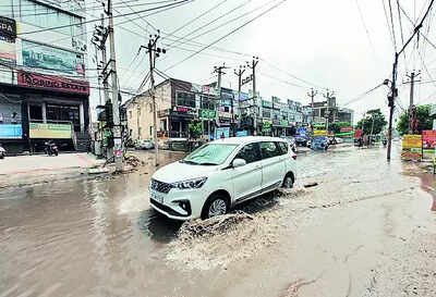 Waterlogging: Zirakpur Under Water After Brief Spell Of Rain ...