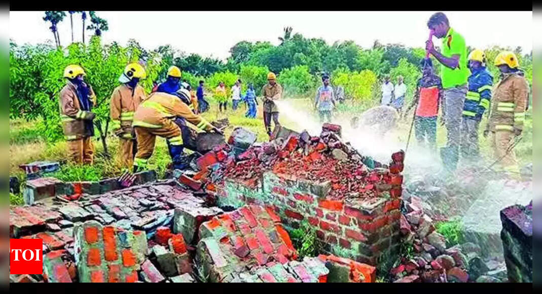 1 dead, 3 hurt in cracker unit blast | Chennai News - Times of India