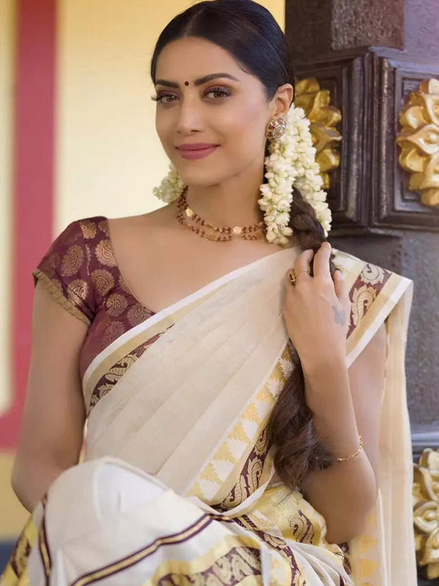 Mamta Mohandas looks stunning in traditional clothing | TOIPhotogallery