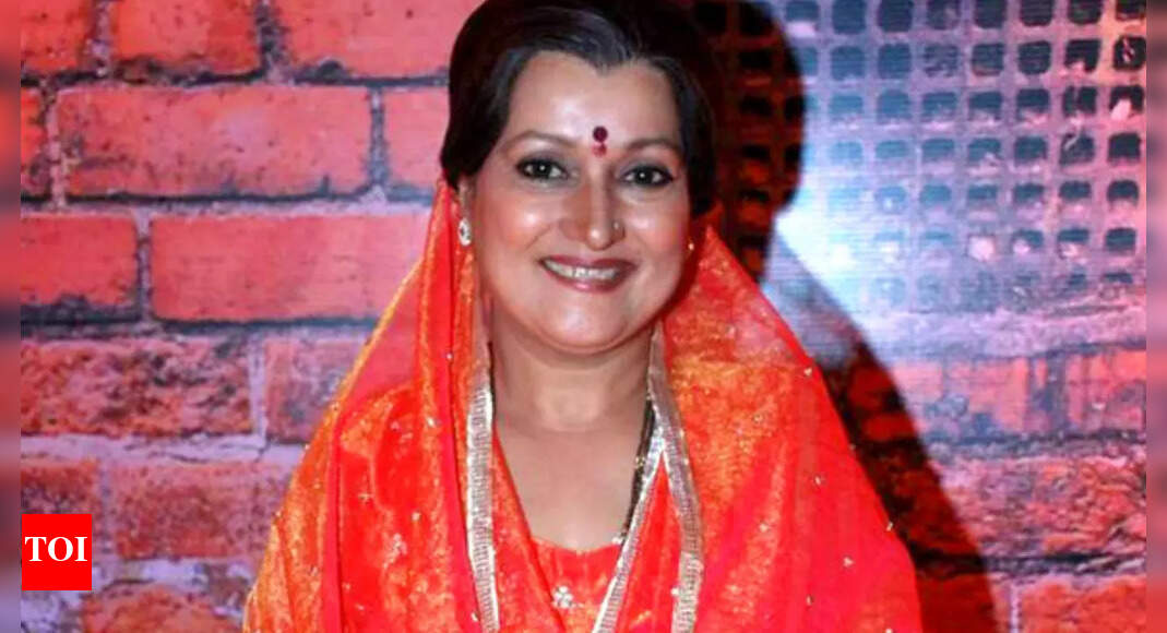 Himani Shivpuri recalls tongue twister from SRK's 'K3G' on Hindi Diwas ...