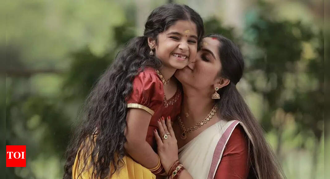 Muktha shares an adorable handwritten letter from daughter Kanmani ...