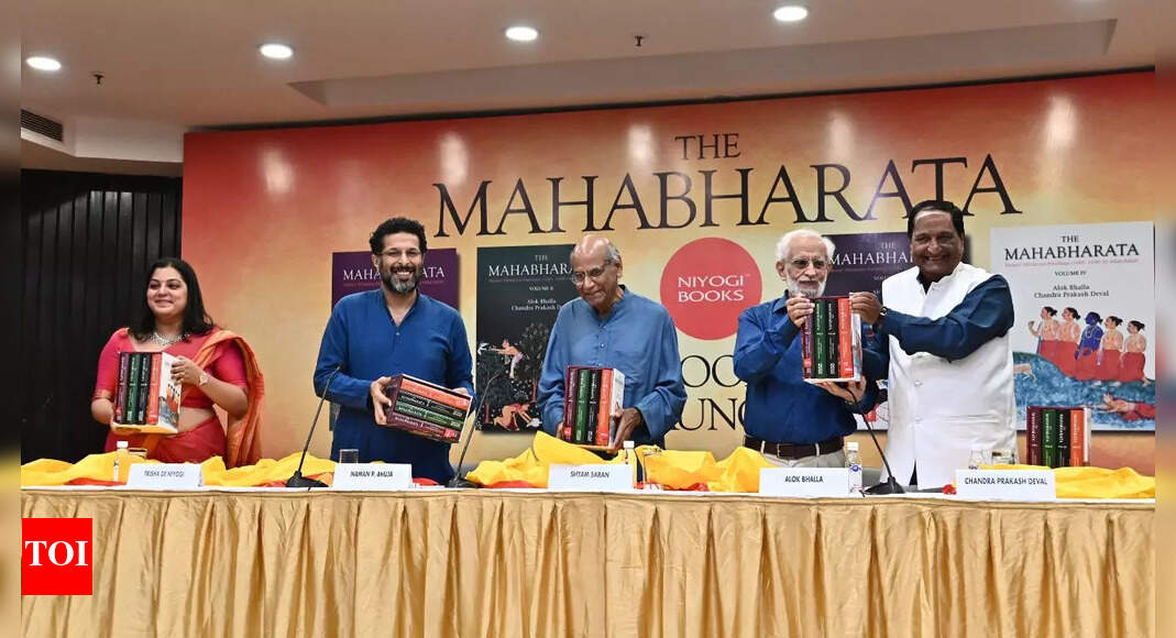 'The Mahabharata: Mewari Miniature Paintings' by Alok Bhalla and ...