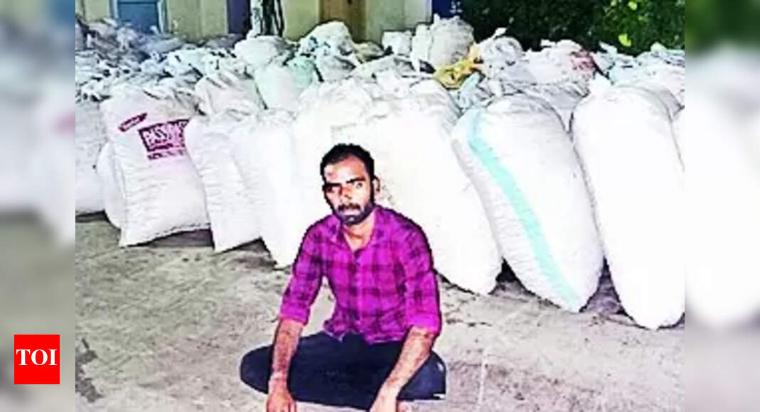Trailer: 2.8k Kg Doda Post Worth ₹1cr Seized From Trailer, One Held ...