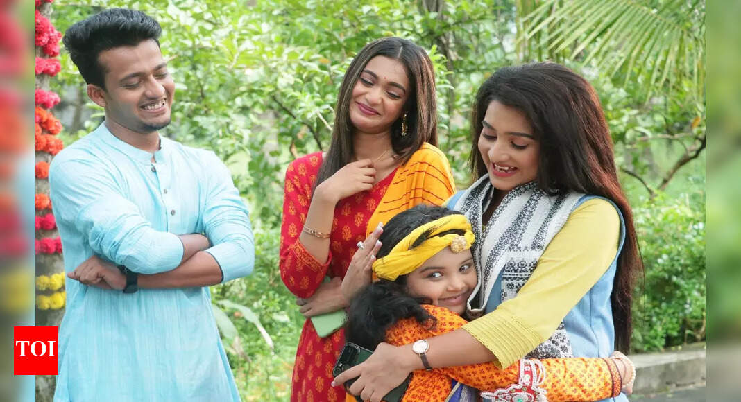 Dona Bhowmik and Sayan Bose starrer ‘Tumpa Autowali’ takes a time leap ...