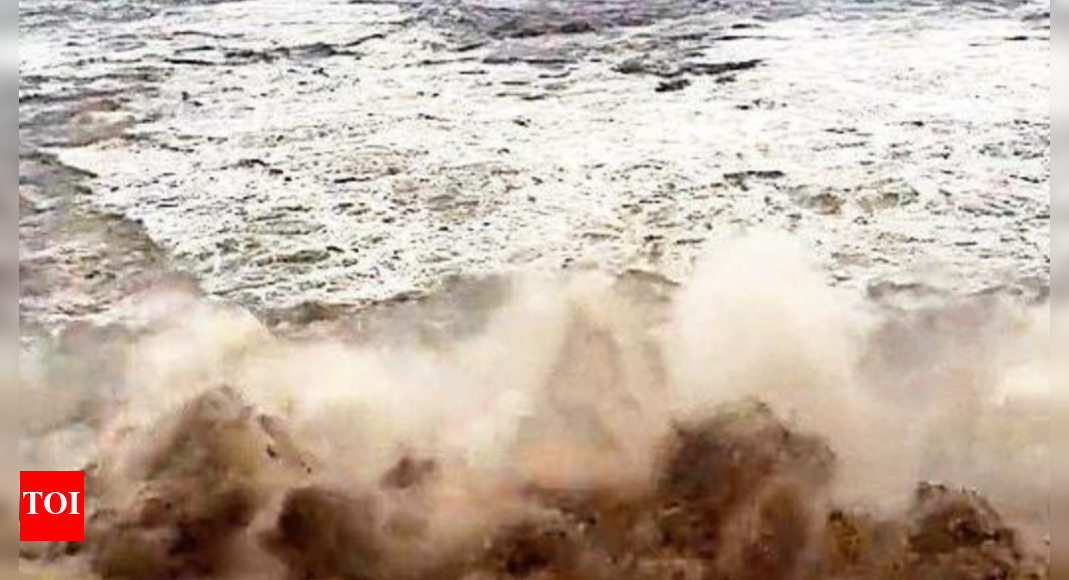 Talukas: Jalgaon Admin Sounds Alert In 2 Talukas, Shuts Three Bridges ...