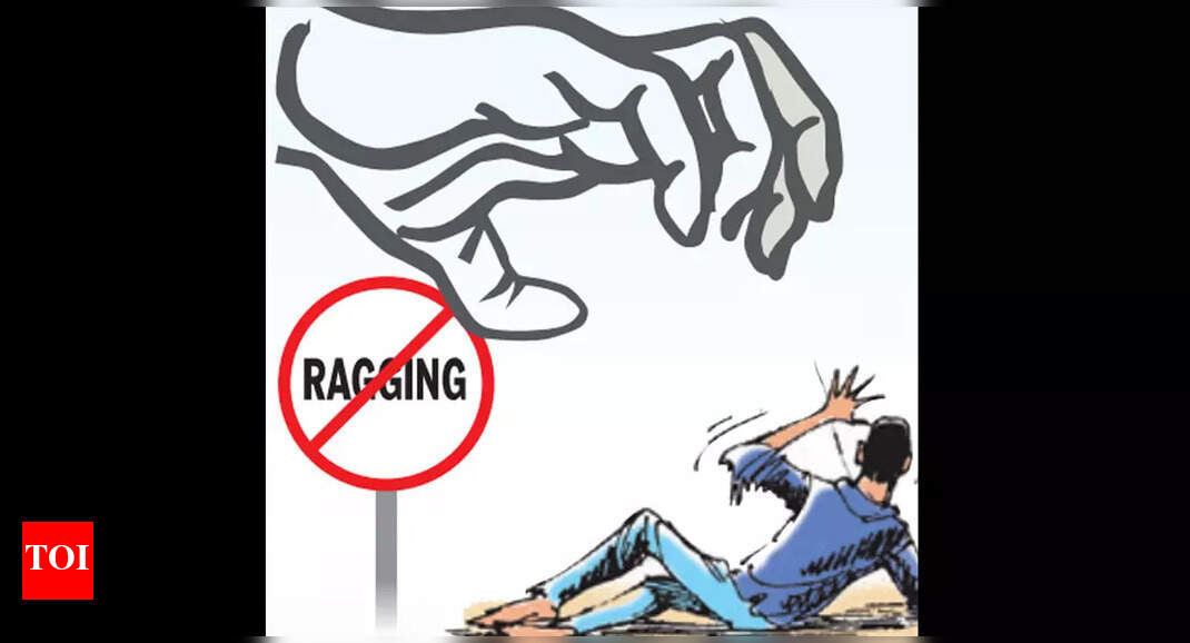 Seven medicos of Kakatiya college booked for ragging junior in ... Seven medicos of Kakatiya college booked for ragging junior in ...