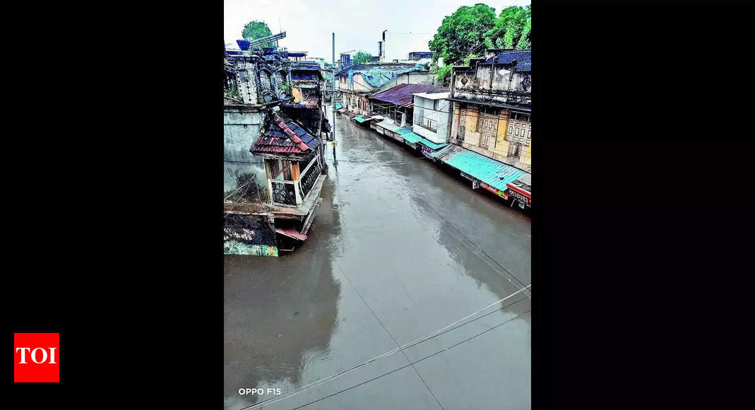 Innovation: Guj Congress Calls Narmada Flood Man-made Disaster ...