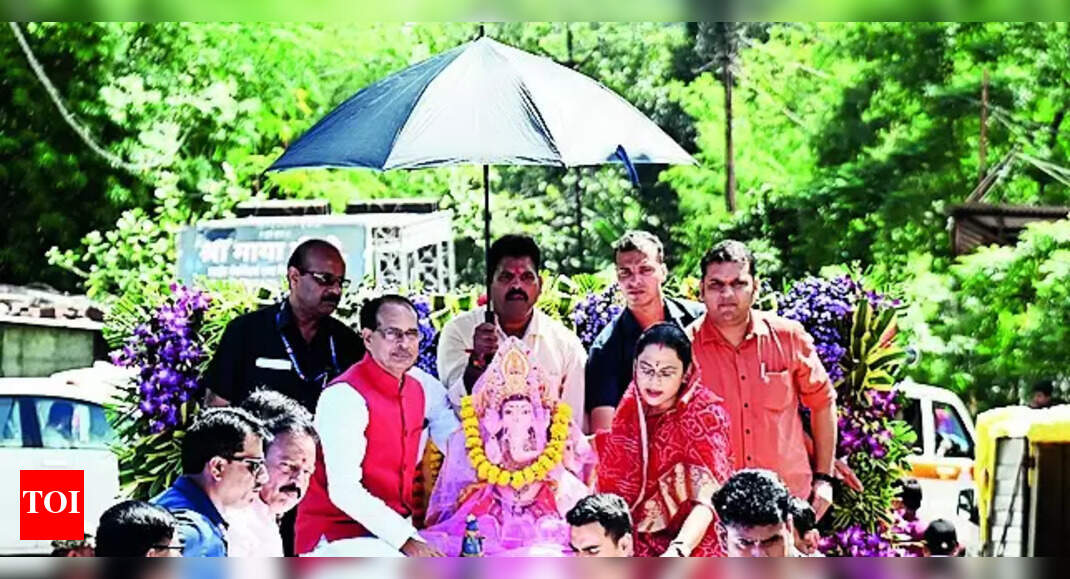 Lord Ganesh: Ganesh Utsav Begins With Chants Of ‘bappa Morya Re ...