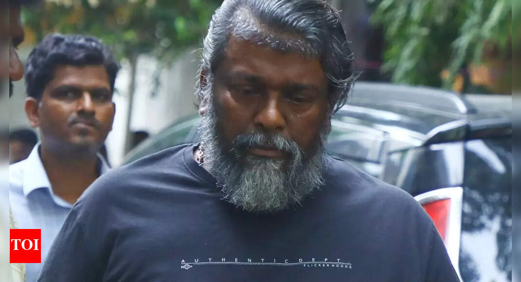 Actor Parthiban reveals that Meera Vijay Antony was a bold girl | Tamil Movie News - Times of India