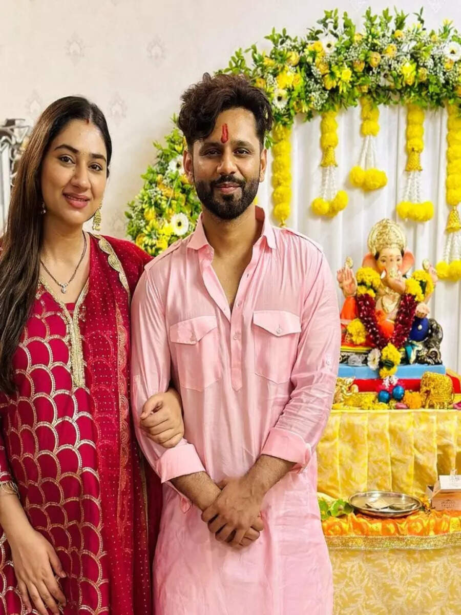 Ganesh Chaturthi Blessings! Rahul Vaidya, Disha Parmar Welcome Daughter On Pious Occasion | Zoom TV