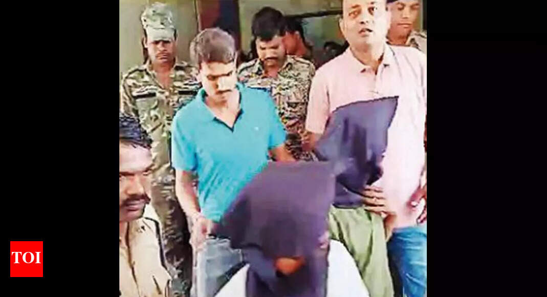 Chhattisgarh bank loot: 5 robbers held with Rs 4 crore before they ...