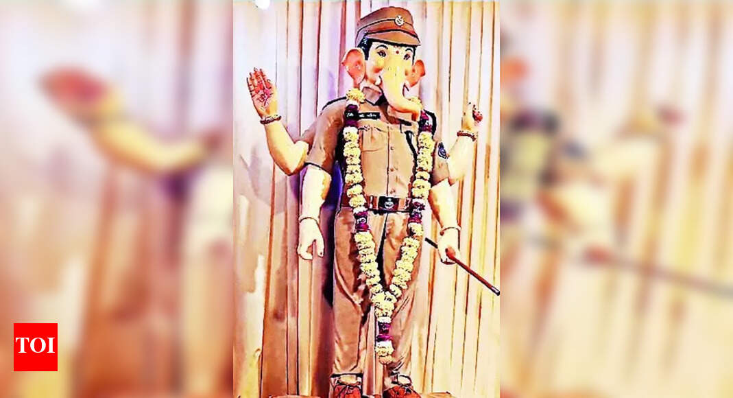 Pushpa: Pushpa Vs Police: Row Over ‘ganesha Attire’ | Surat News ...