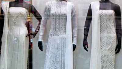 Chikan in global chique | Lucknow News - Times of India