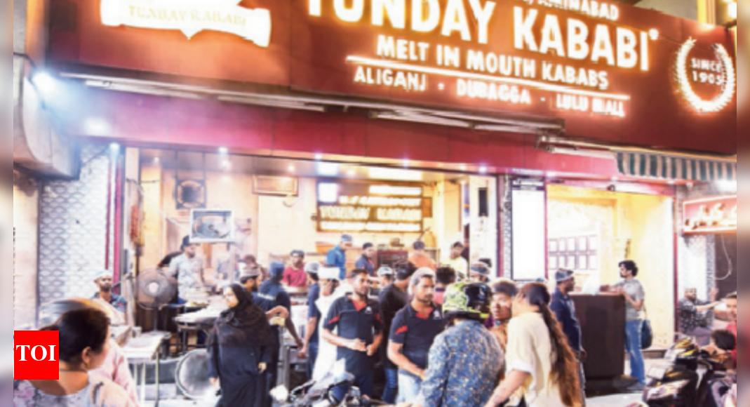 The kebab with a billion fans | Lucknow News - Times of India