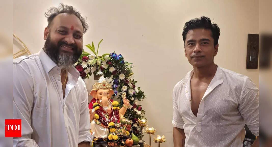 Actor Vinit Kakar unites with his 'Lock Upp' director Sagar More for ...