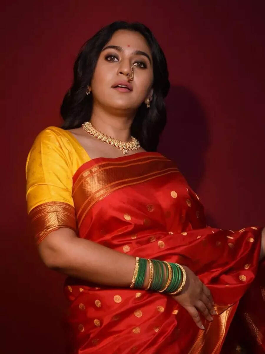 Mrunmayee Deshpande's festival special Paithani saree | Times of India