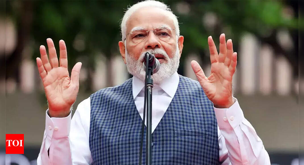 PM Modi'S Birthday: Faith leaders of different religions donate blood ...