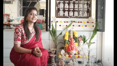 Telugu TV anchor Shiva Jyothi aka Savithri celebrates Ganesh Chathurthi ...