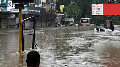 Rain in Nagpur, 1 dead; NDRF, SDRF teams step in for floods rescue operations | Nagpur News ...