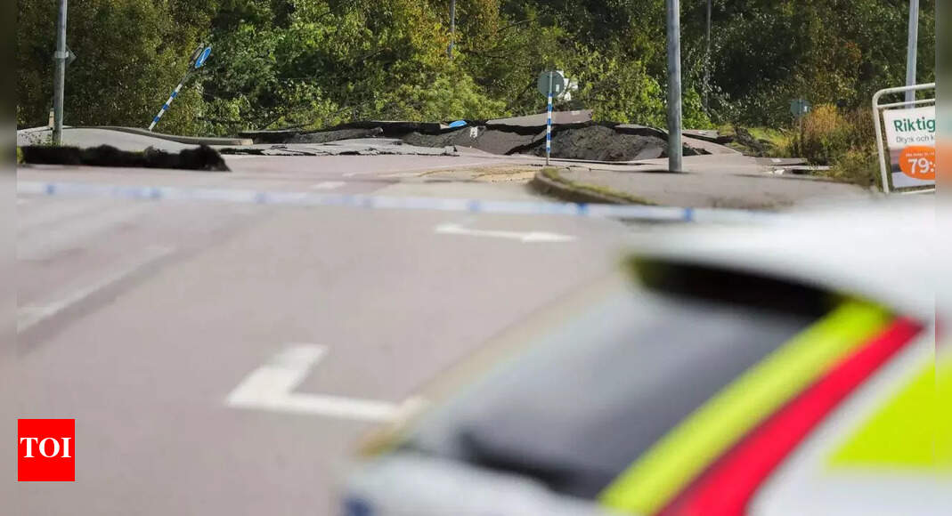 Stockholm: Landslide causes large chunk of Swedish motorway to collapse ...