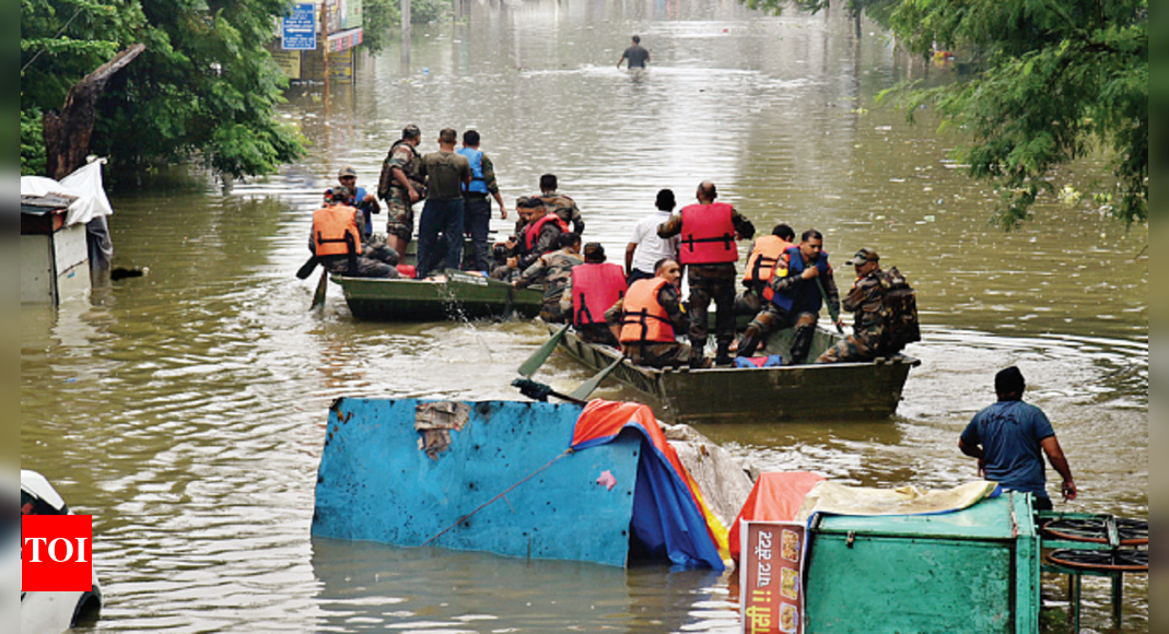 Heavy Rain: 'Unprecedented downpour': Four dead as record rain lashes Nagpur; orange alert ...