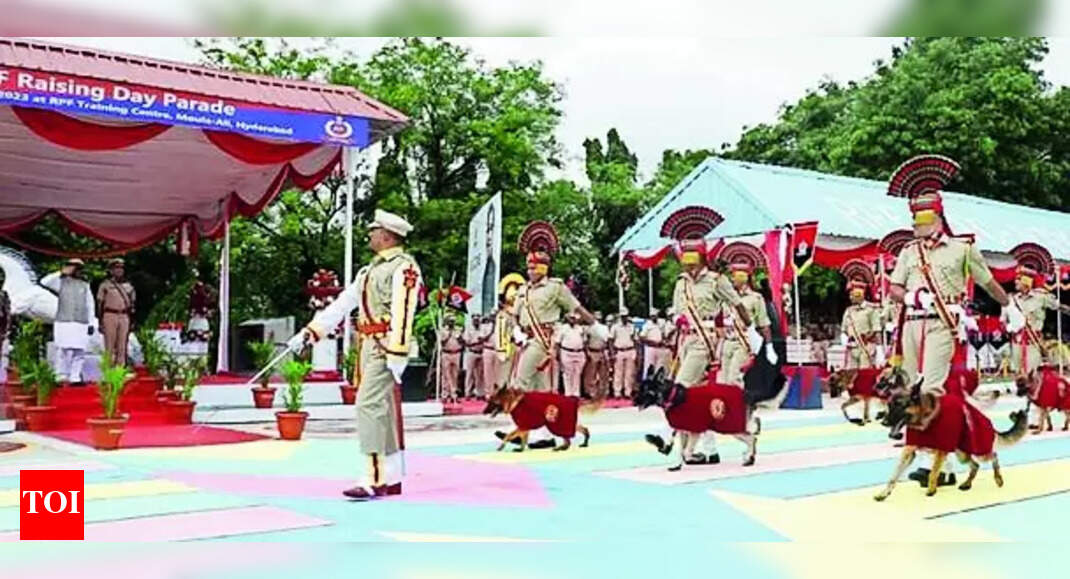 RPF Personnel: Raising Day: 42 Rpf Personnel Honoured | Hyderabad News ...