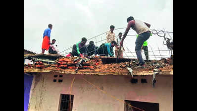 Roofing: Worker Dies In Roof Collapse In Singrauli | Bhopal News ...