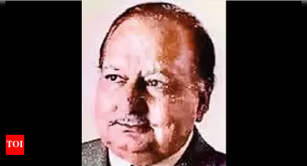 Prayag Raj: Noted Screenplay Writer, Director Prayag Raj Passes Away ...