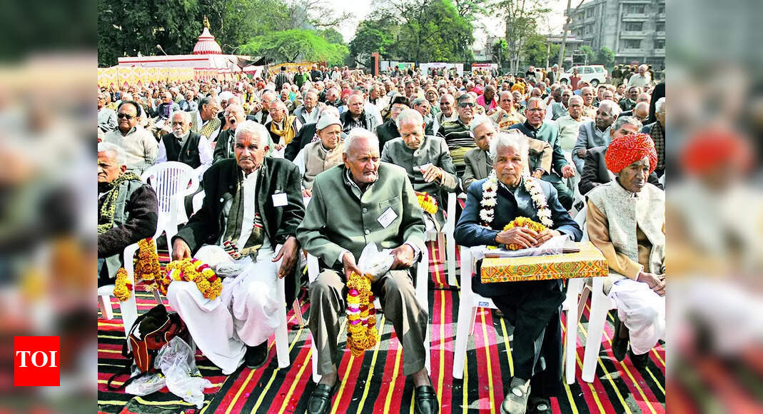 Retired Staff: Retired Staff Want To Deposit Only Employer’s Share In ...