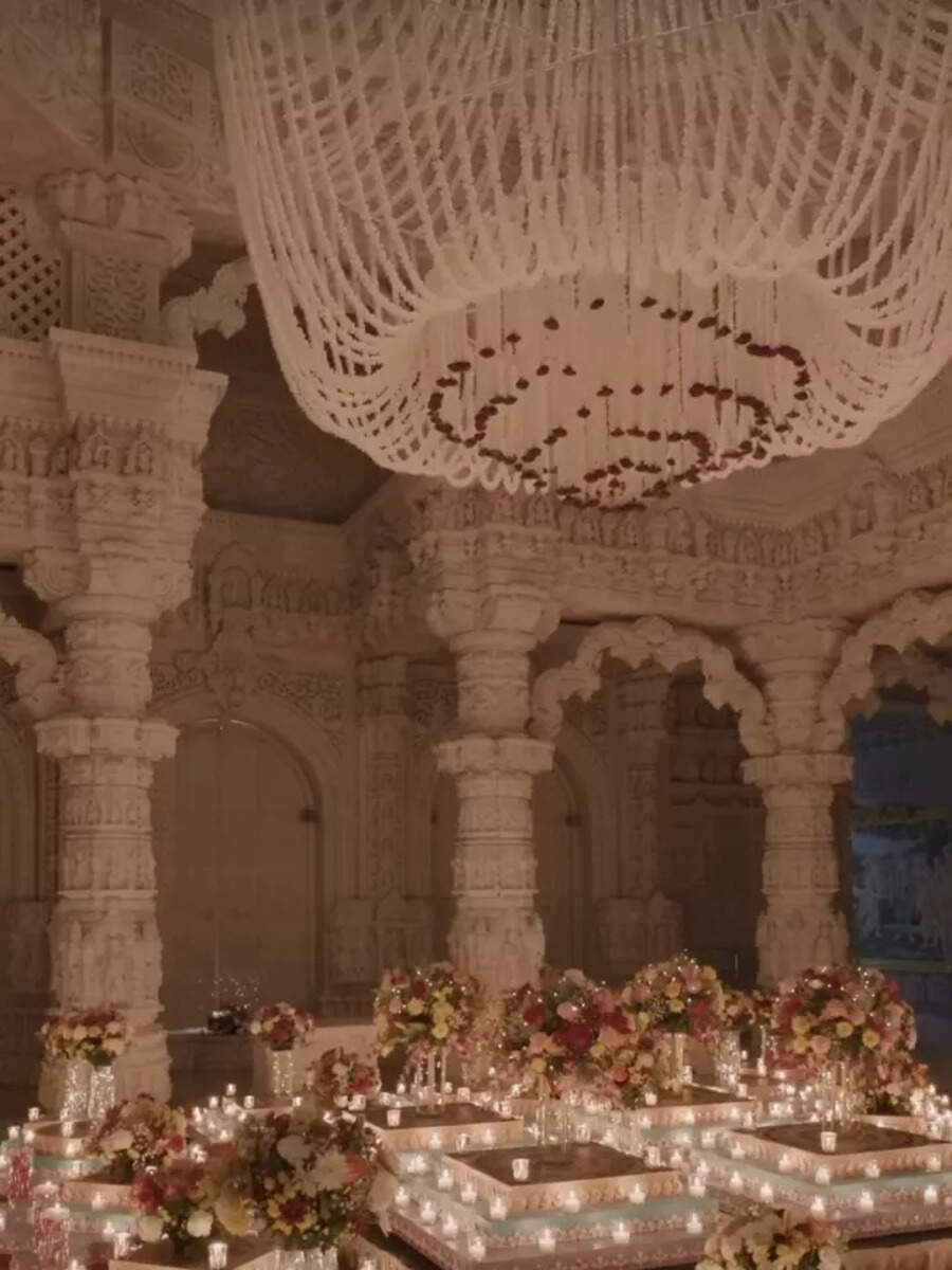 New Jersey Akshardham: Largest Hindu Temple Outside India In Pictures ...