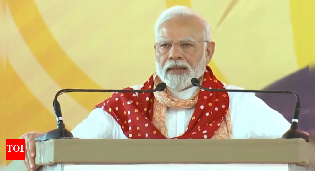 Vibrant Gujarat Summit Live: PM Modi in Gujarat says Goal is to make ...
