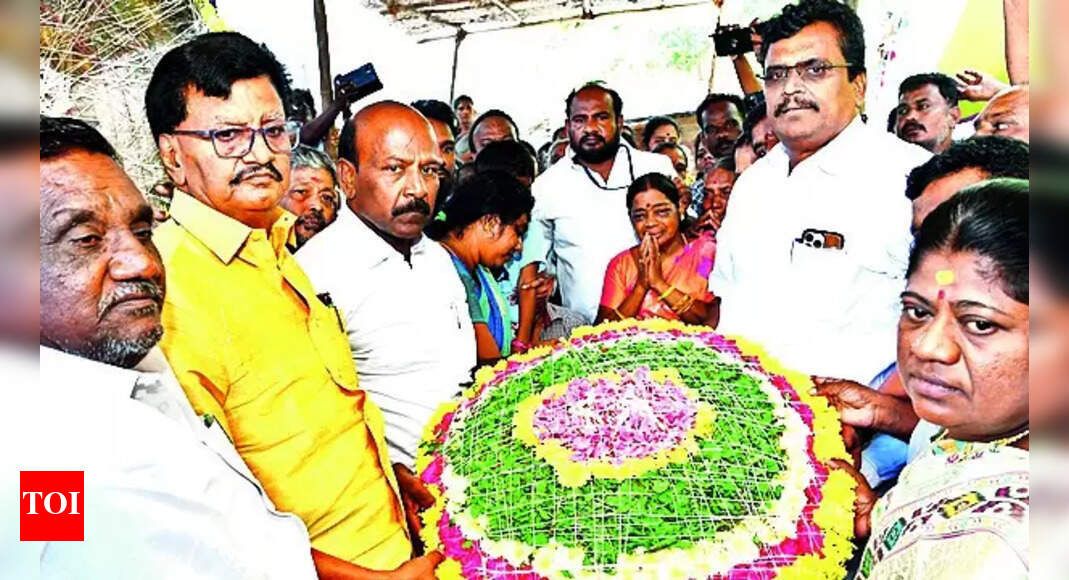 State Honours: Organ Donation: Theni Official First To Be Laid To Rest ...