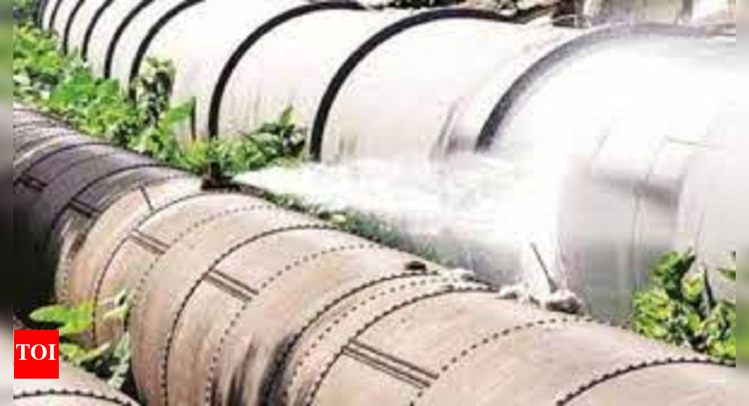 Water Woes: Pipeline Leaks, Taps Run Dry In 100 Houses In Gr Noida West ...