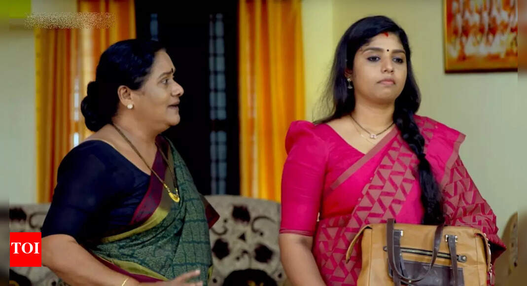 Swayamvaram: Rakhi retuns to Rajeevan's house - Times of India