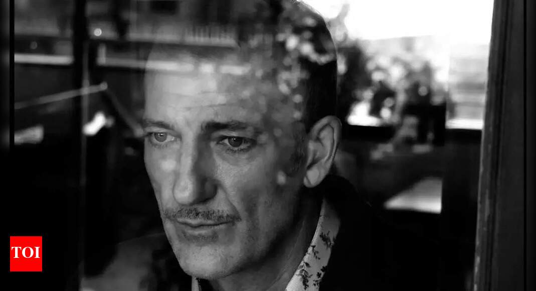 Mark Bennington: Roles that are very different from my external rhythms ...