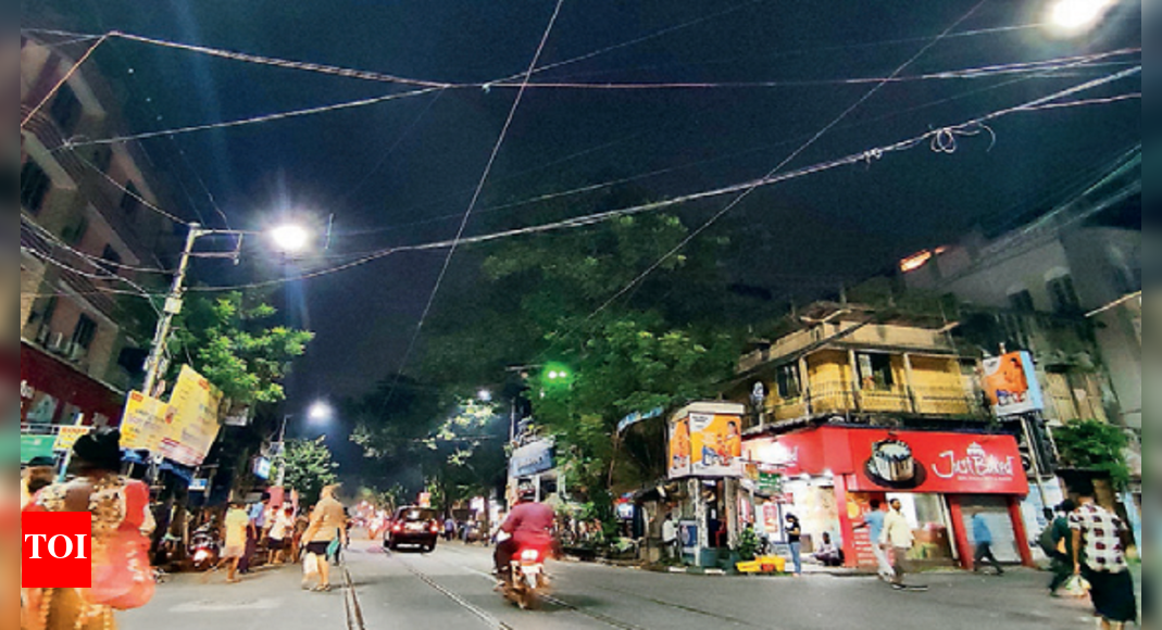 Kmc: KMC to launch cable clean-up drive along more north, south Kolkata ...