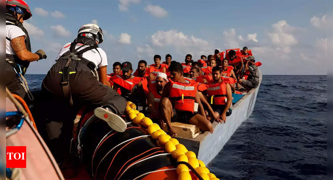 Migrants: More than 2,500 migrants dead or missing in Mediterranean in 2023: UN - Times of India