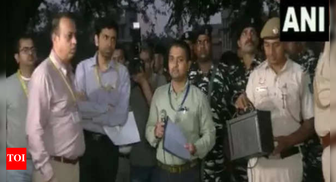 Roshanara Club in Delhi sealed by DDA: Official | Delhi News - Times of ...