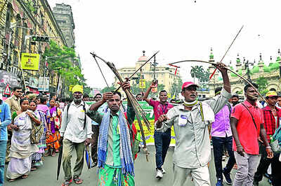 Kolkata Streets: Armed Rallyists Take Over Kolkata Streets | Kolkata ...
