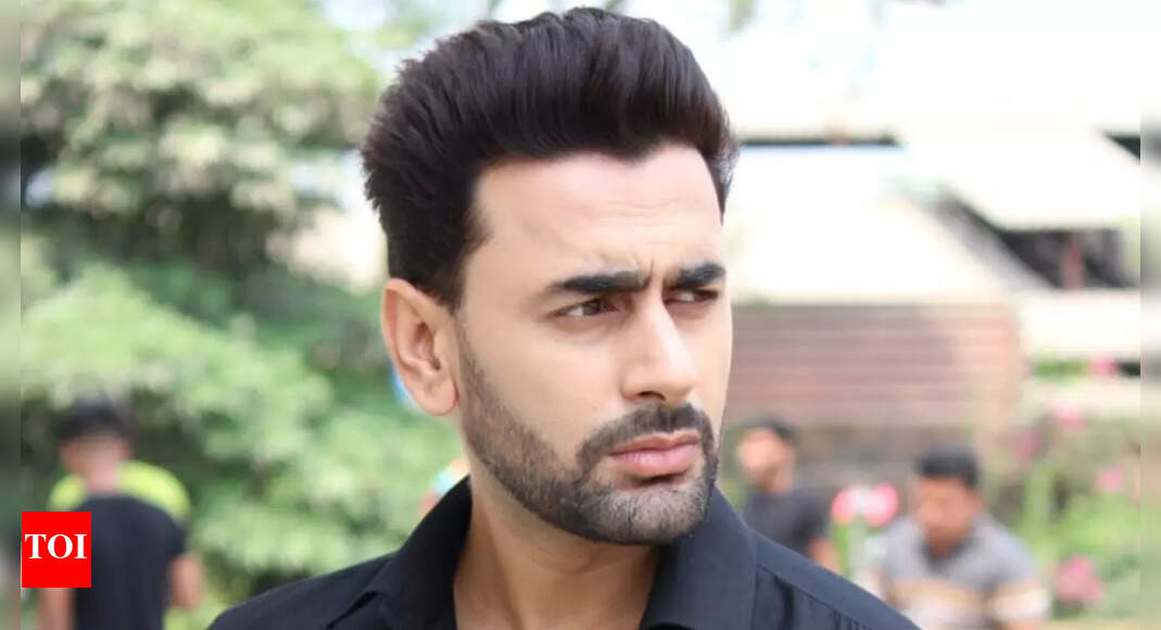 Udit Shukla compares his 'Ghum Hai Kisikey Pyaar Meiin' 'pure evil' role to chameleon - Times of ...