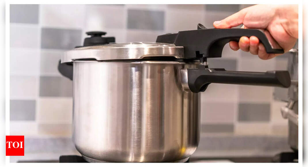 Kitchen Hacks 101: Tips and tricks for using a pressure cooker safely ...
