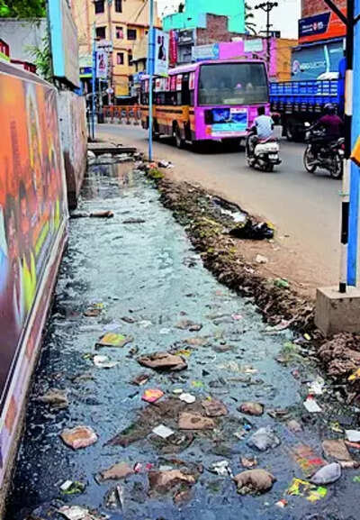 Open Drainage Near Villapuram Arch To Be Closed | - Times of India