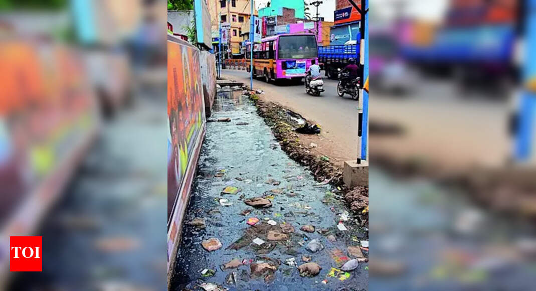 Open Drainage Near Villapuram Arch To Be Closed | Madurai News - Times ...
